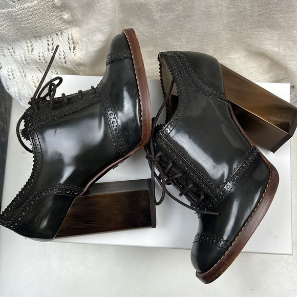 Dolce & Gabbana | Shoes | Dolcegabbana Brown Patent Leather Lace Up Loafer Pumps Chunky Heels ...